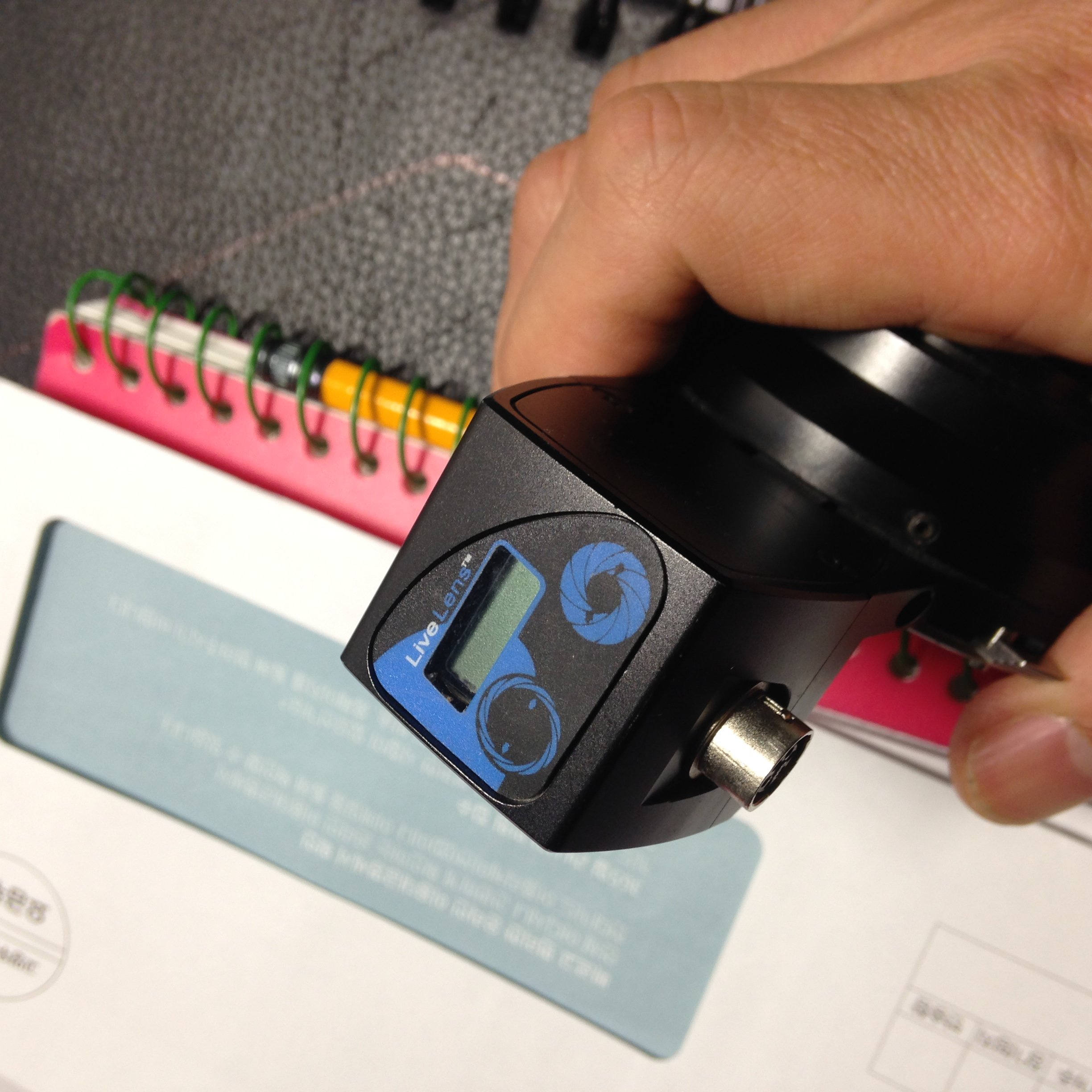 필름메이커스 커뮤니티 - Redrock micro LiveLens MFT Active Lens Mount 캐논렌즈의 조리개를 ...